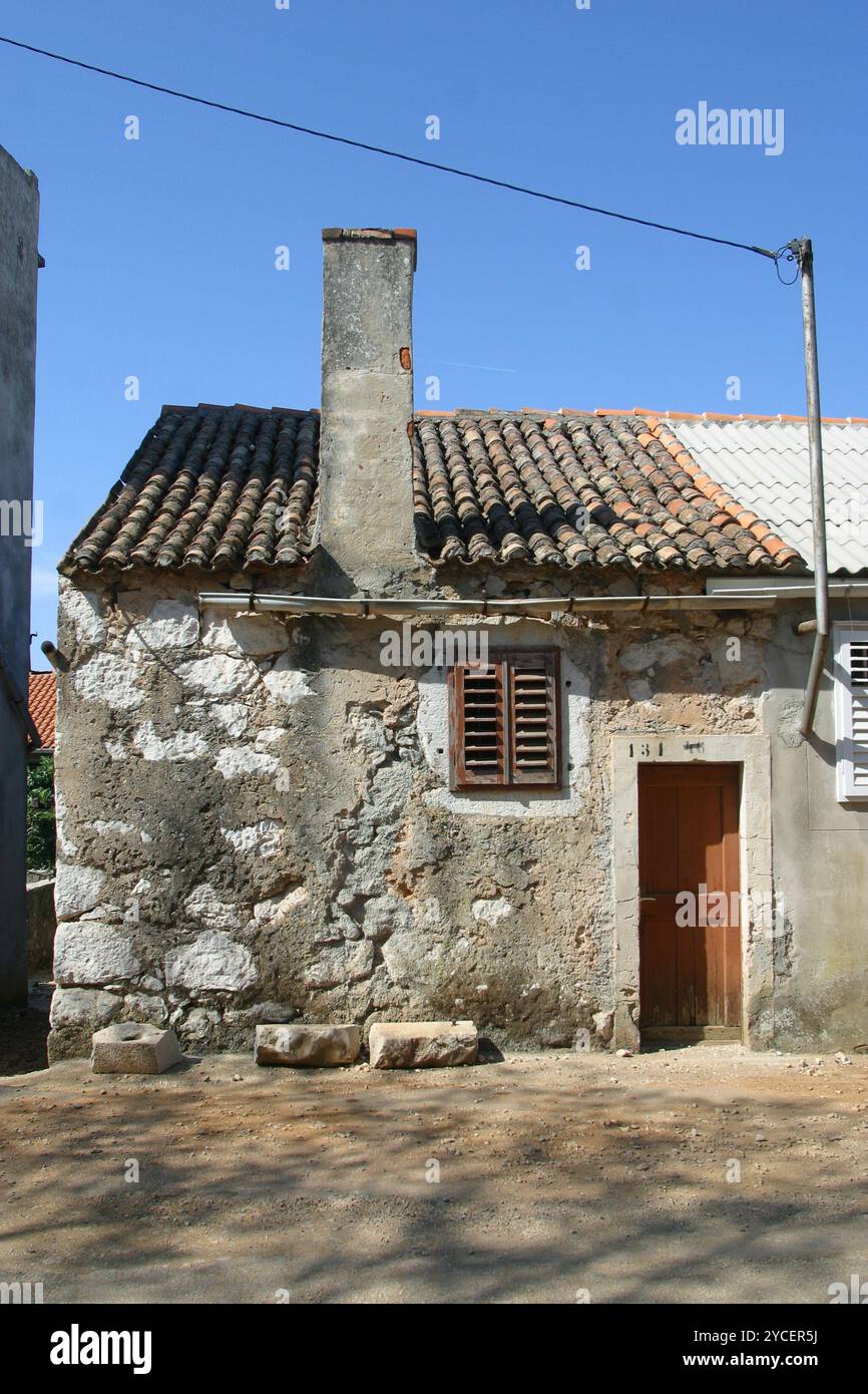 Rustica house hi-res stock photography and images - Alamy