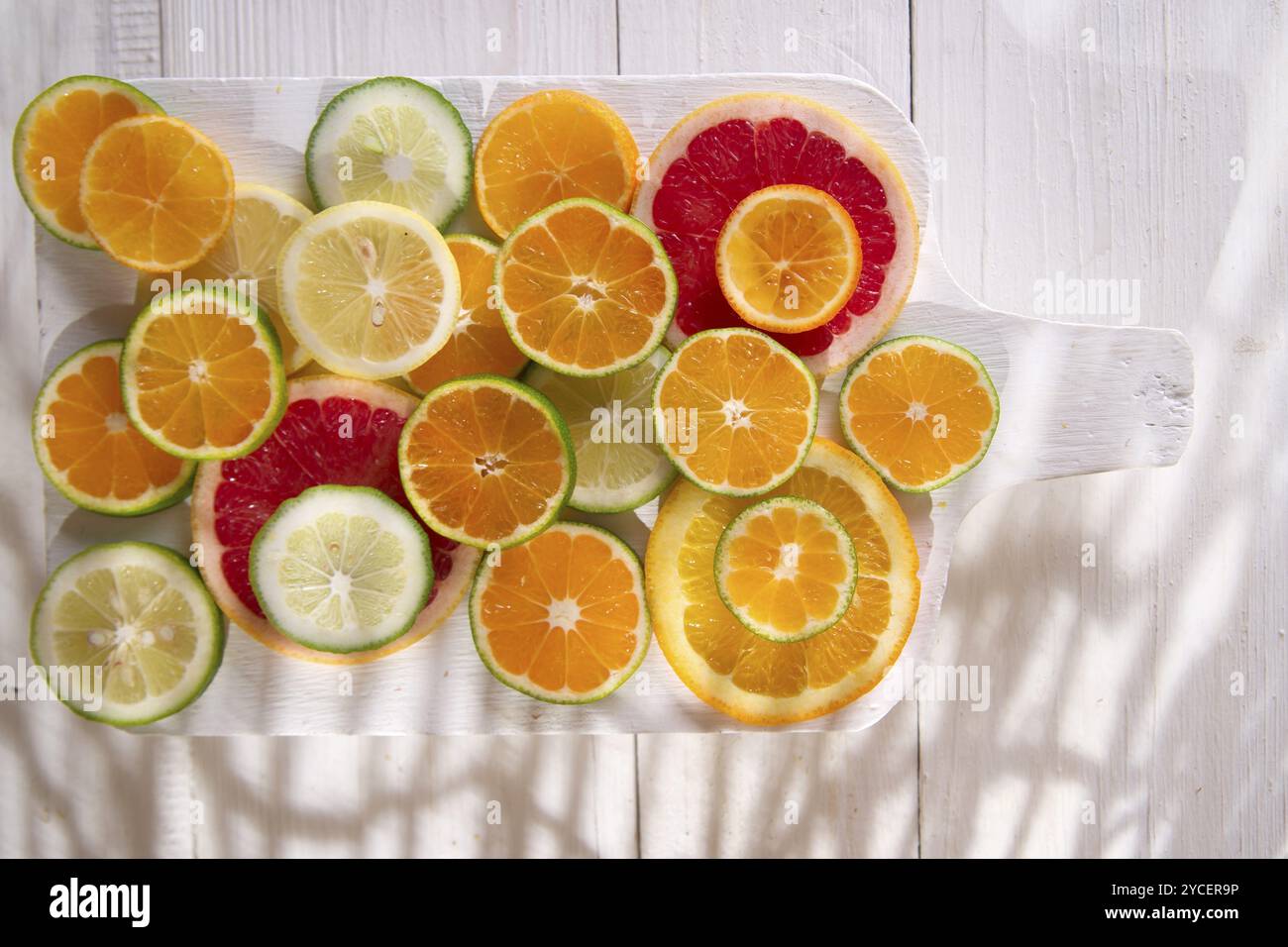Presenting a blend of citrus slices of different types Stock Photo - Alamy