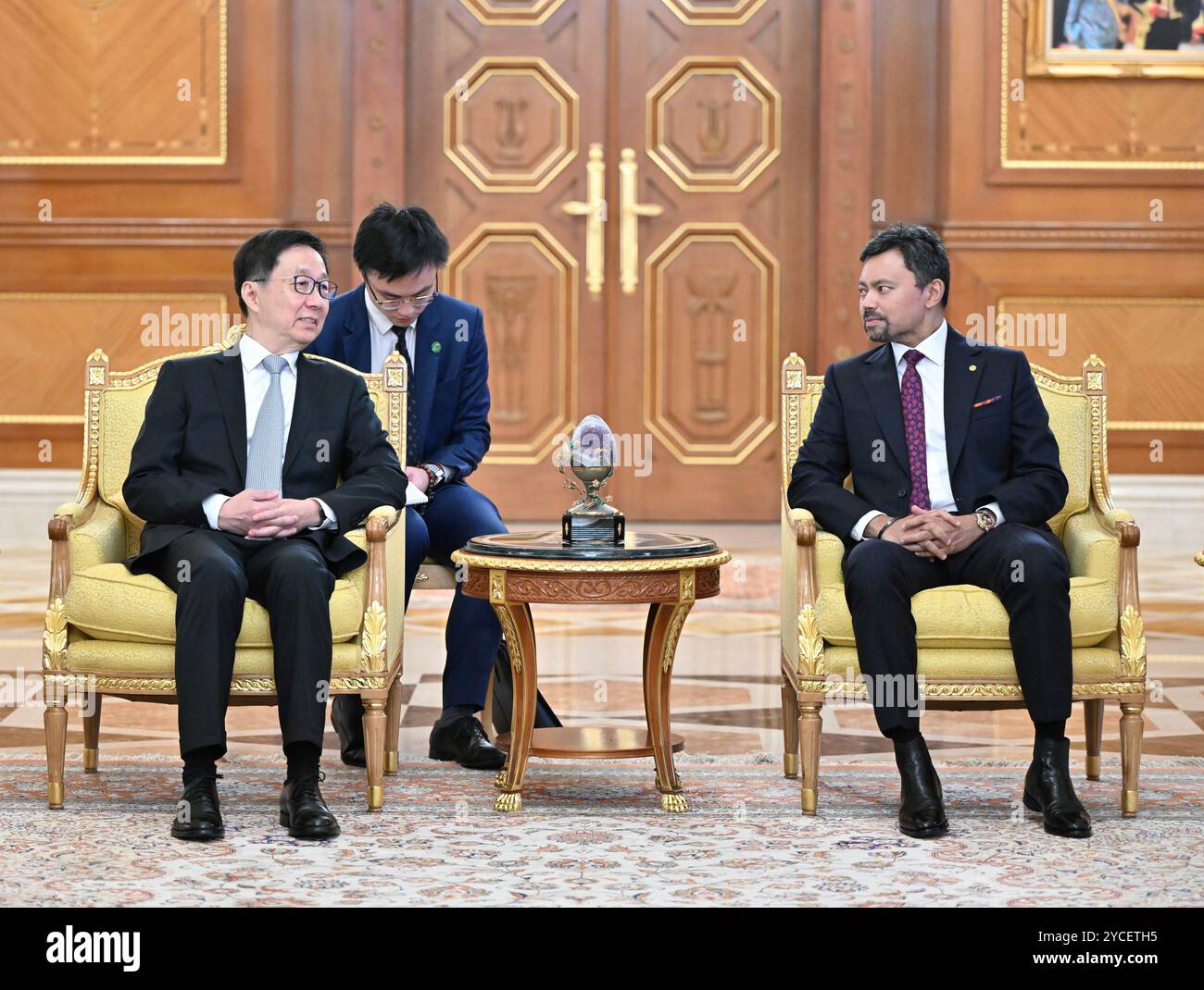 Crown prince brunei haji al muhtadee hi-res stock photography and ...