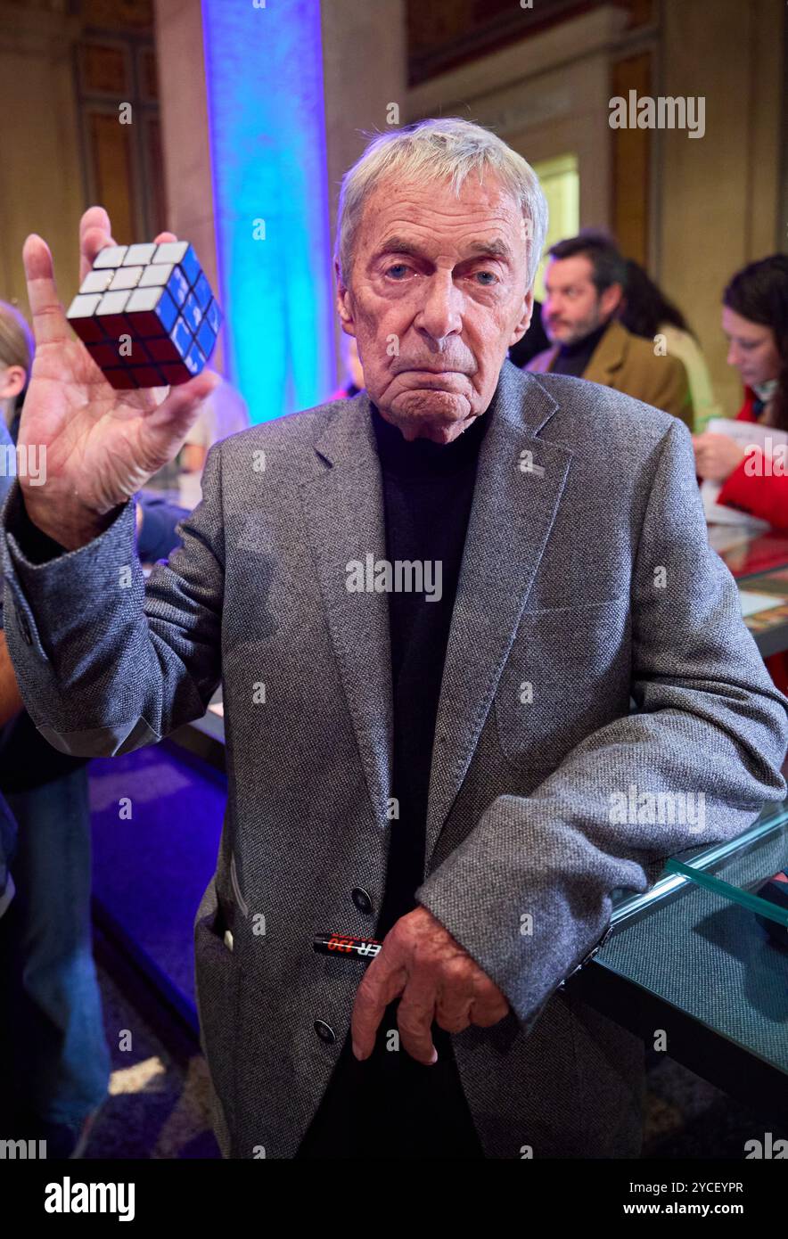 Rubik cube inventor hi-res stock photography and images - Alamy