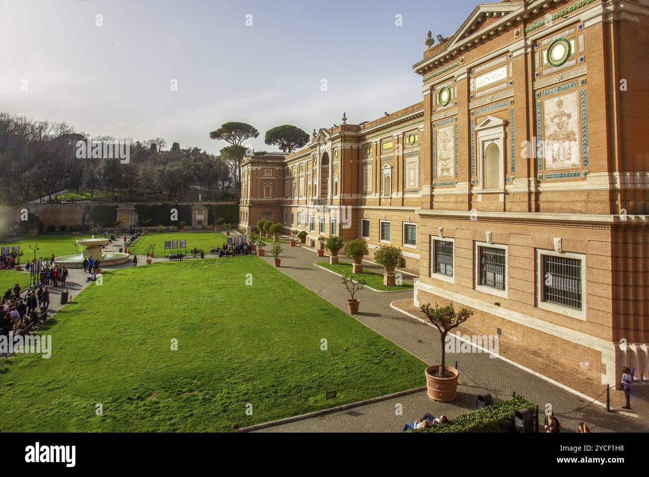 Pinacoteca vaticano hi-res stock photography and images - Alamy