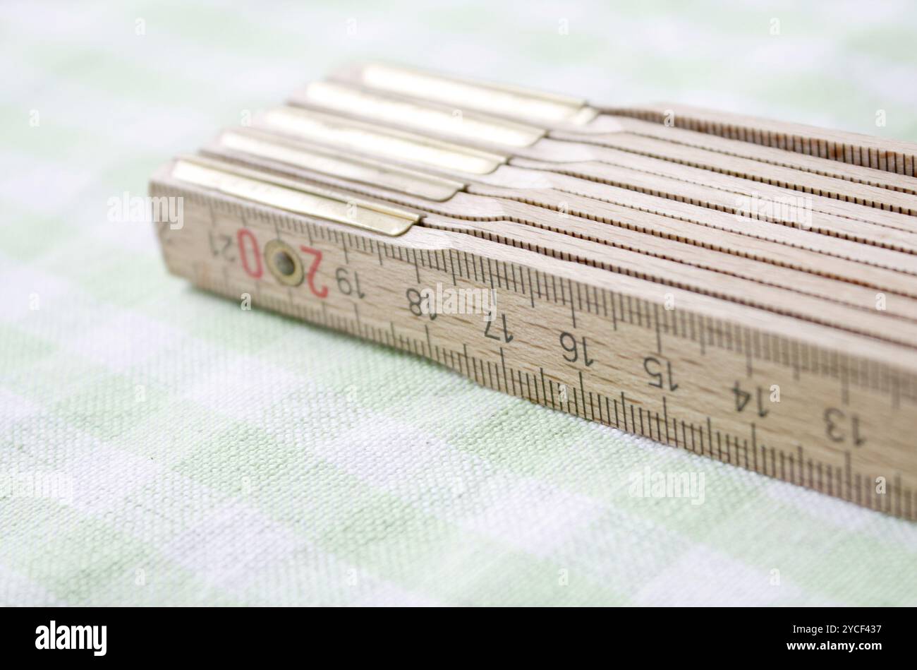 Carpenter ruler hi-res stock photography and images - Alamy