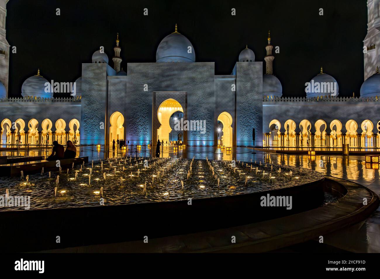 Main entrance, Sheikh Zayed Mosque, Evening lighting, Grand Mosque, Abu ...