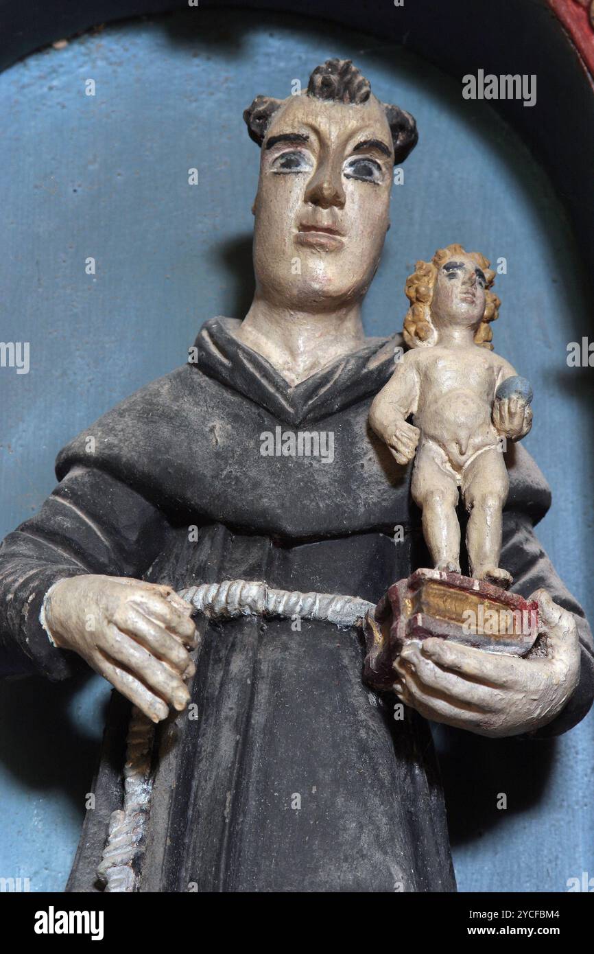Jesus christ saint anthony padua church hi-res stock photography and ...