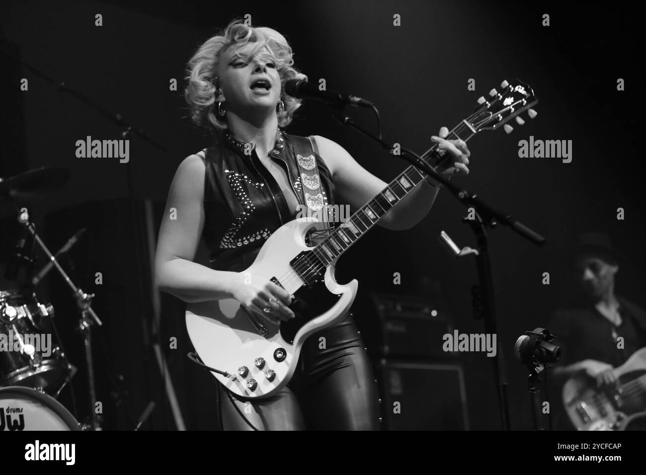 Samantha fish 2024 Black and White Stock Photos & Images - Alamy