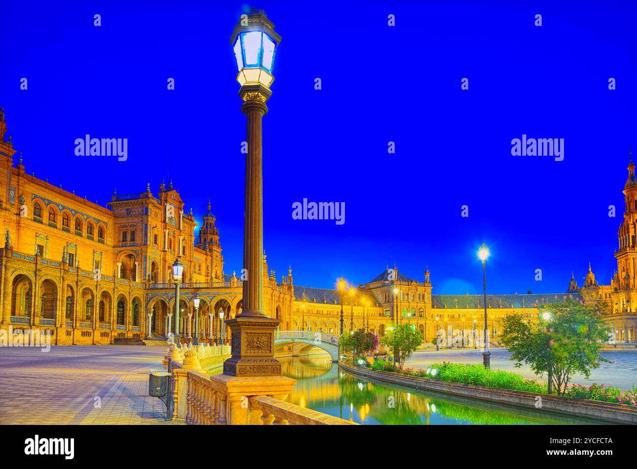 Spain Square (Plaza de Espana)is a square in the Maria Luisa Park, in ...
