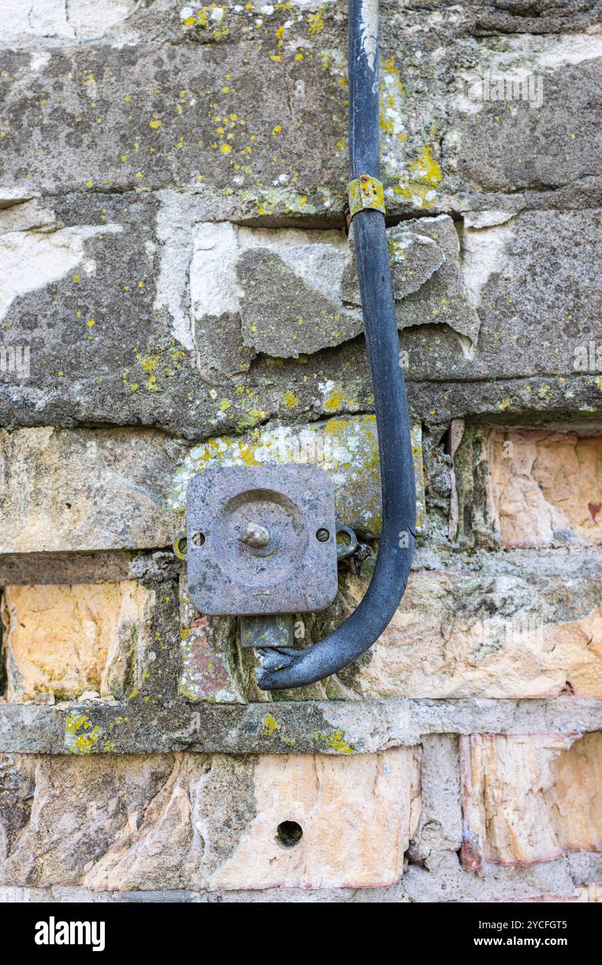 Old electric switches hi-res stock photography and images - Alamy