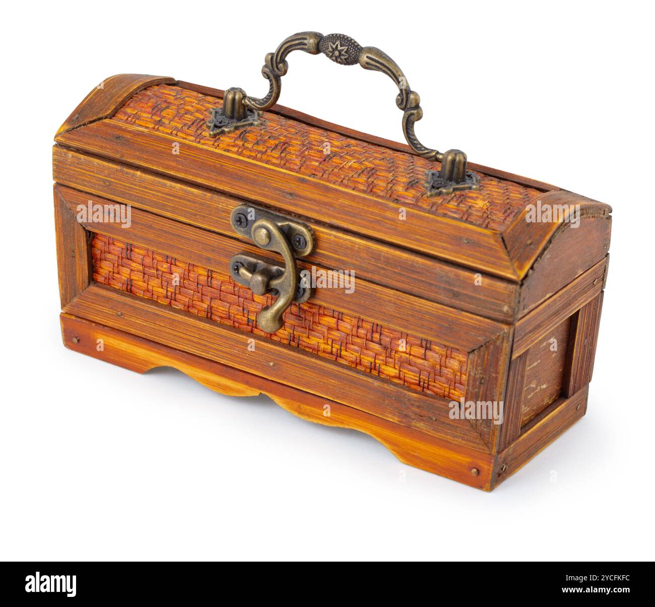 Old fashioned trunk hi-res stock photography and images - Alamy