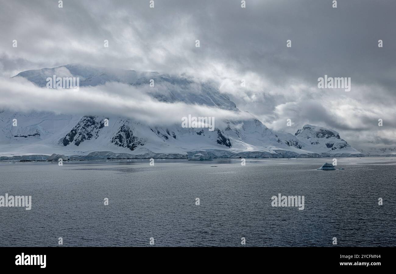 Antarctic coast. Antarctic Peninsula, Antarctica Stock Photo - Alamy