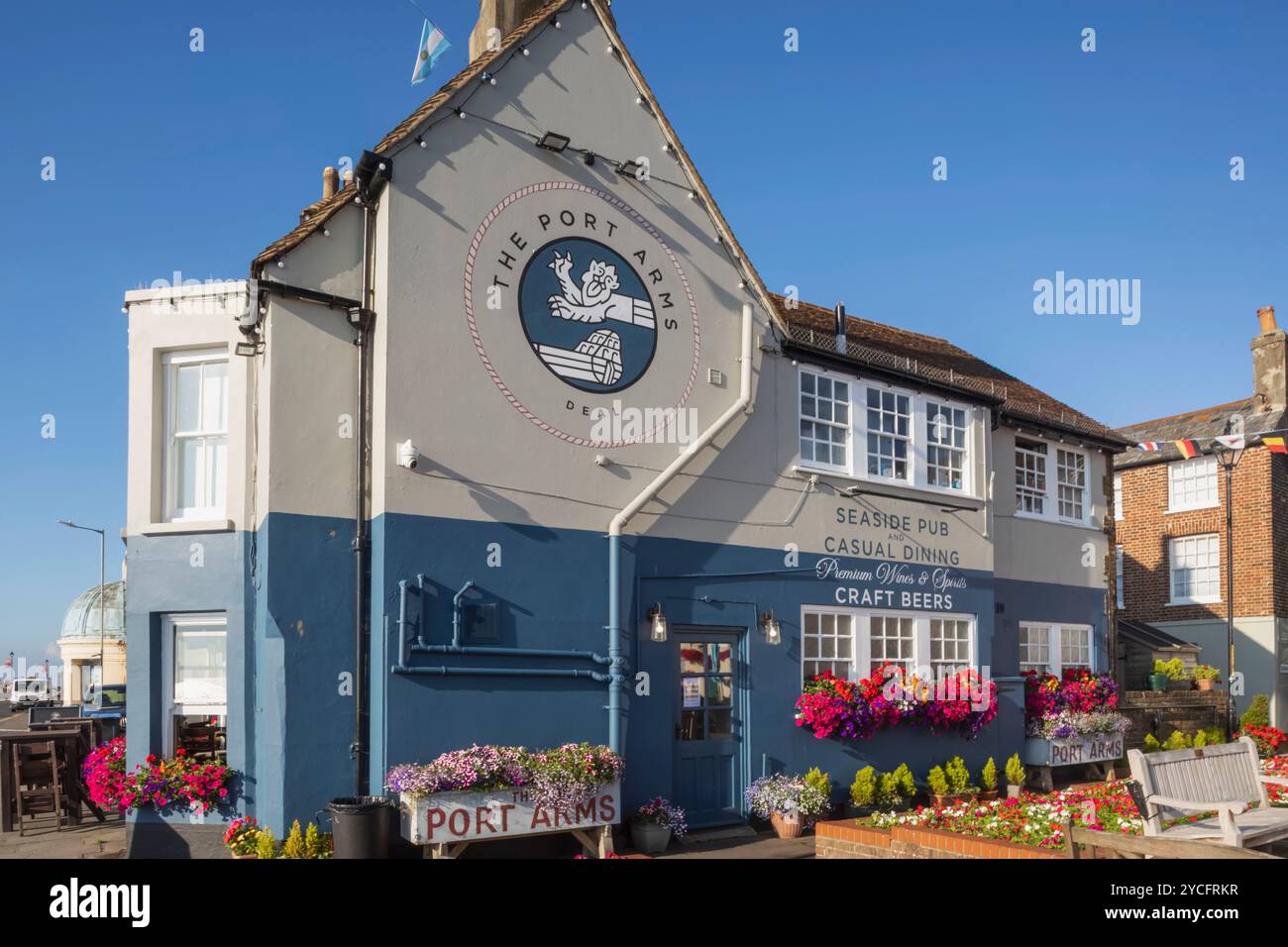 England, Kent, Deal, Beach Street, The Port Arms Pub Stock Photo - Alamy