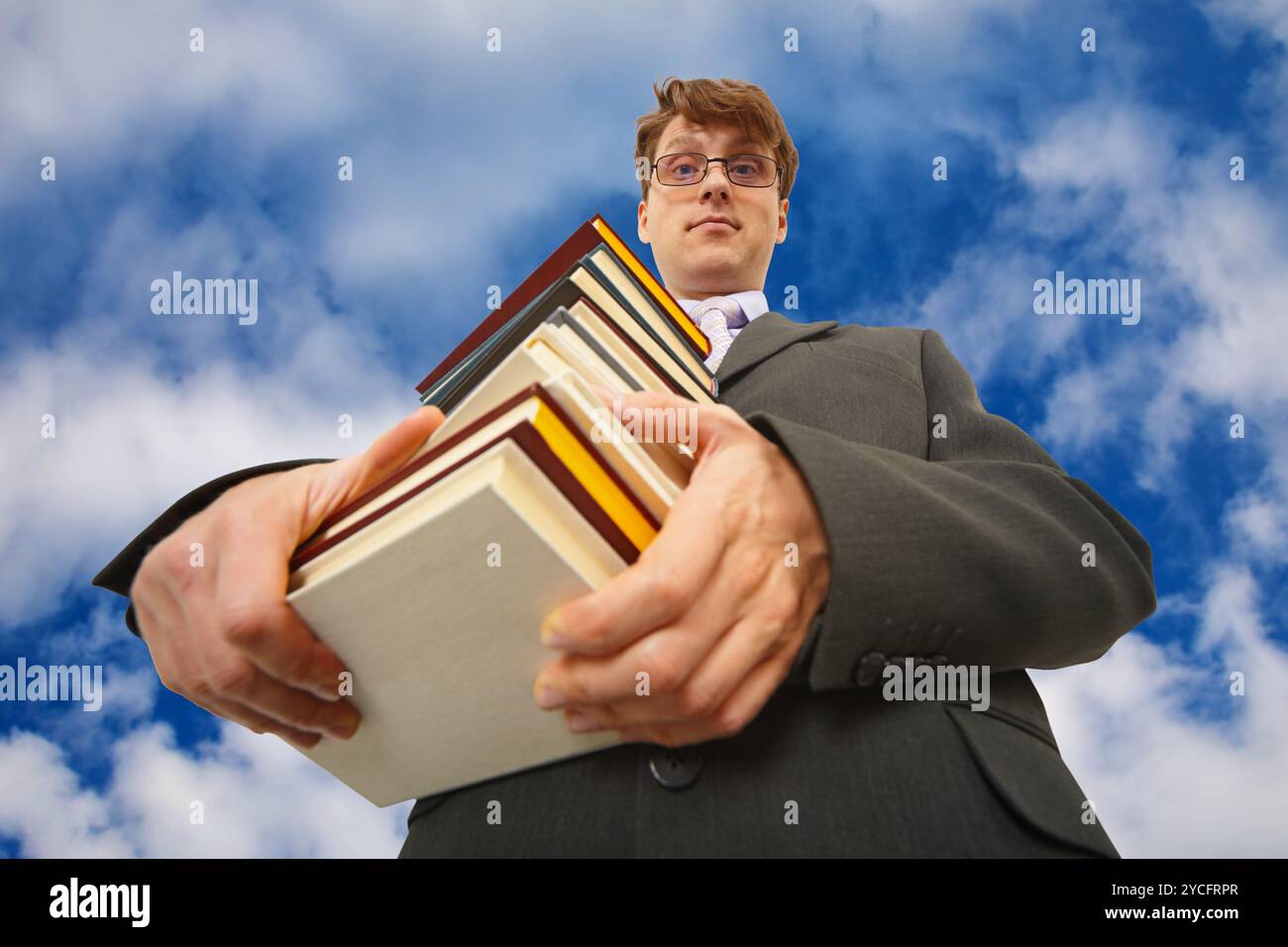Big stack of books hi-res stock photography and images - Alamy
