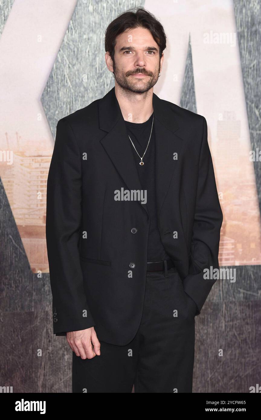 Jon Arias bei der Premiere der Miniserie The Day of the Jackal in der ...
