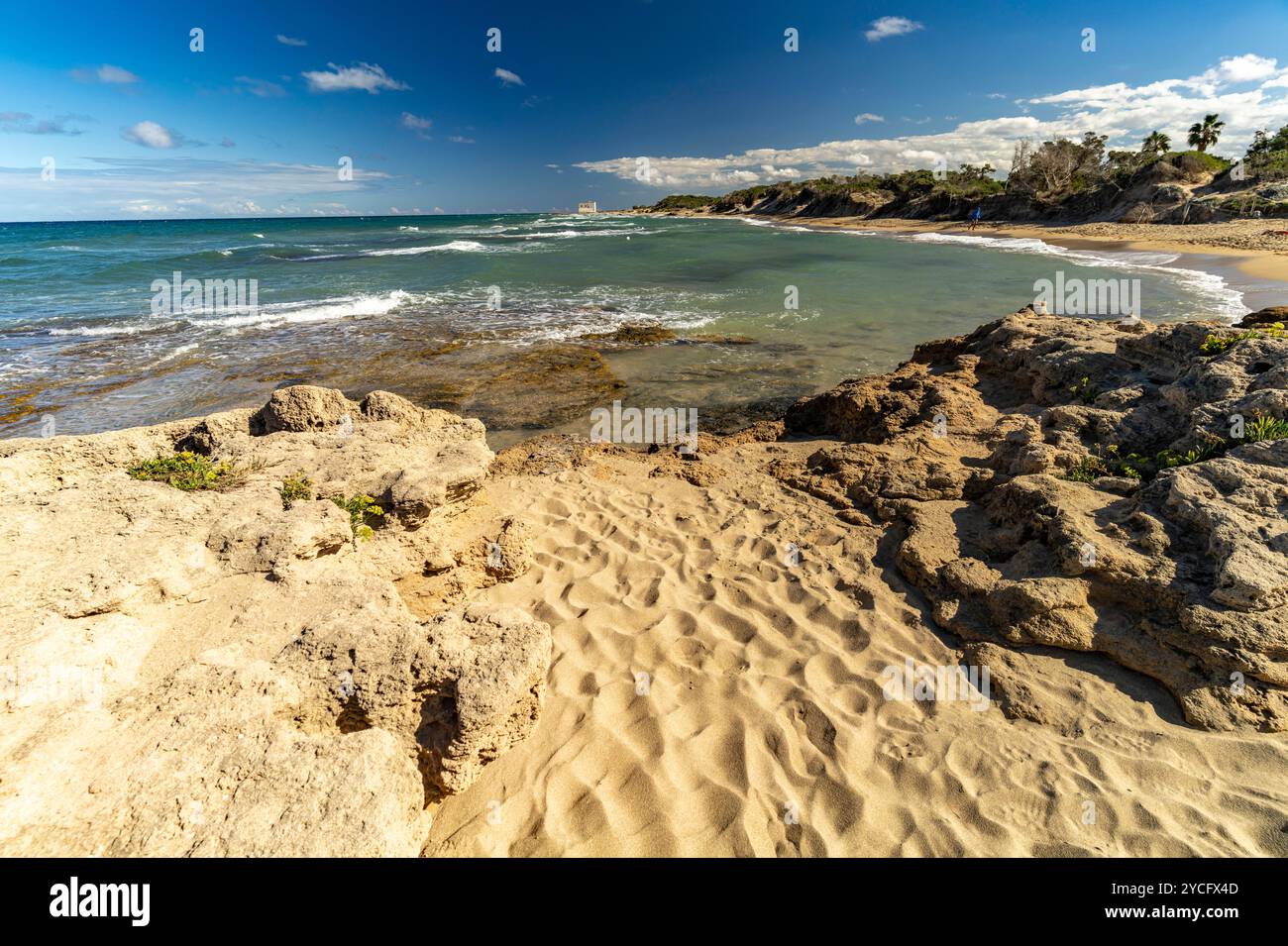 Spiaggia di Pilone Am Strand Spiaggia di Pilone, Ostuni, Apulien ...