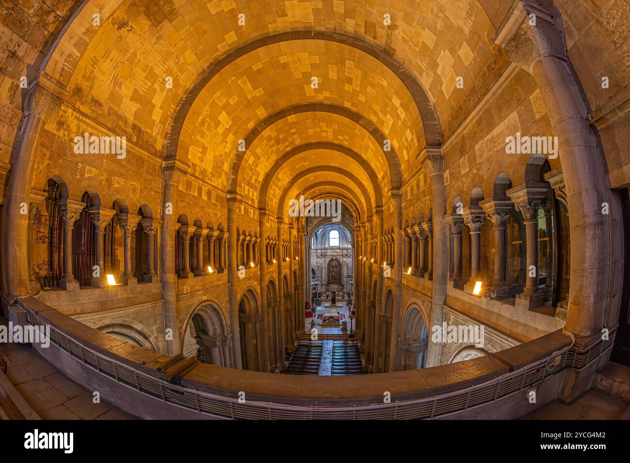 Interior of the Lisbon Cathedral, Lisbon, Portugal Stock Photo - Alamy