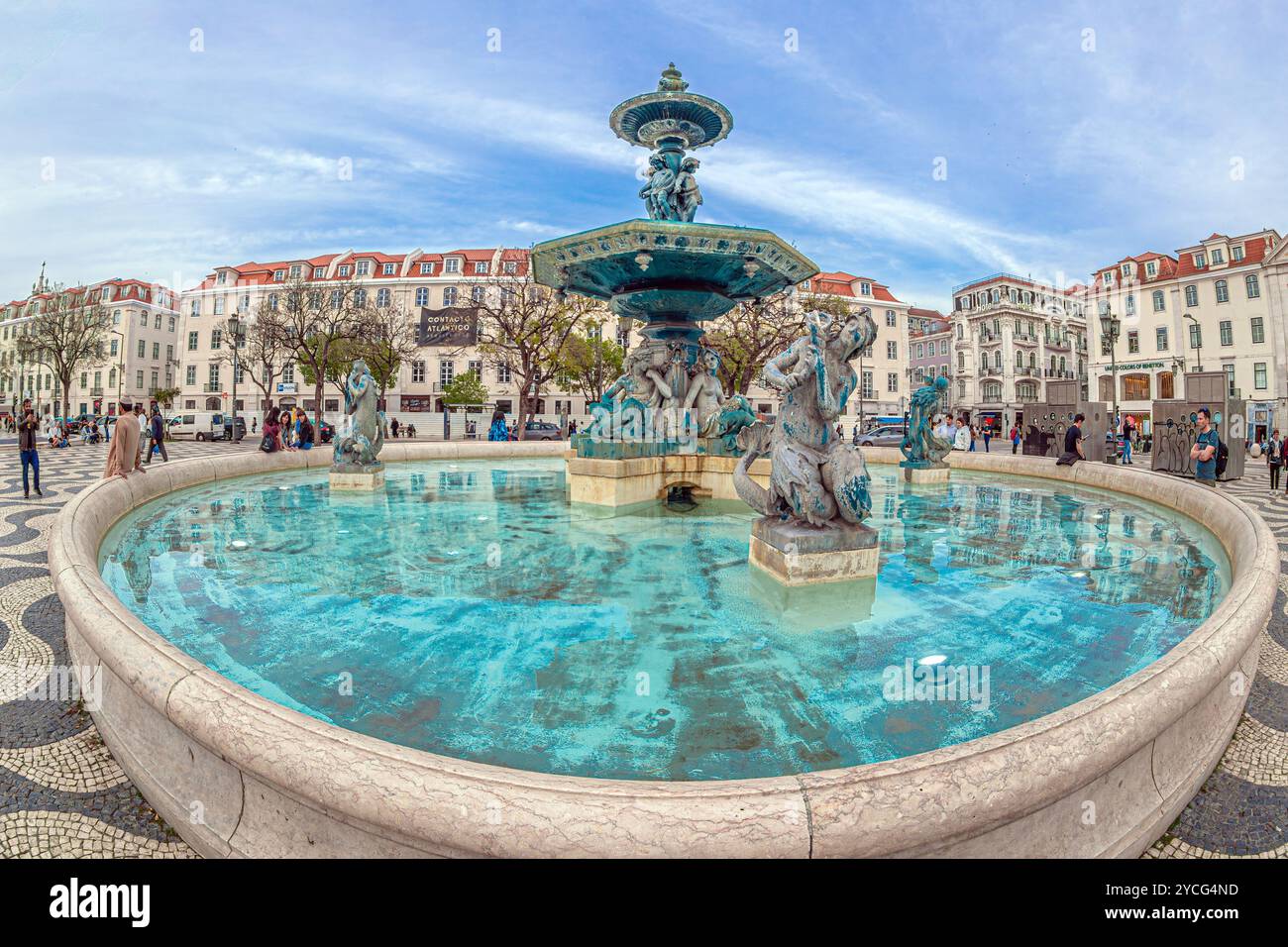 Fonte rossio fountain in square hi-res stock photography and images - Alamy