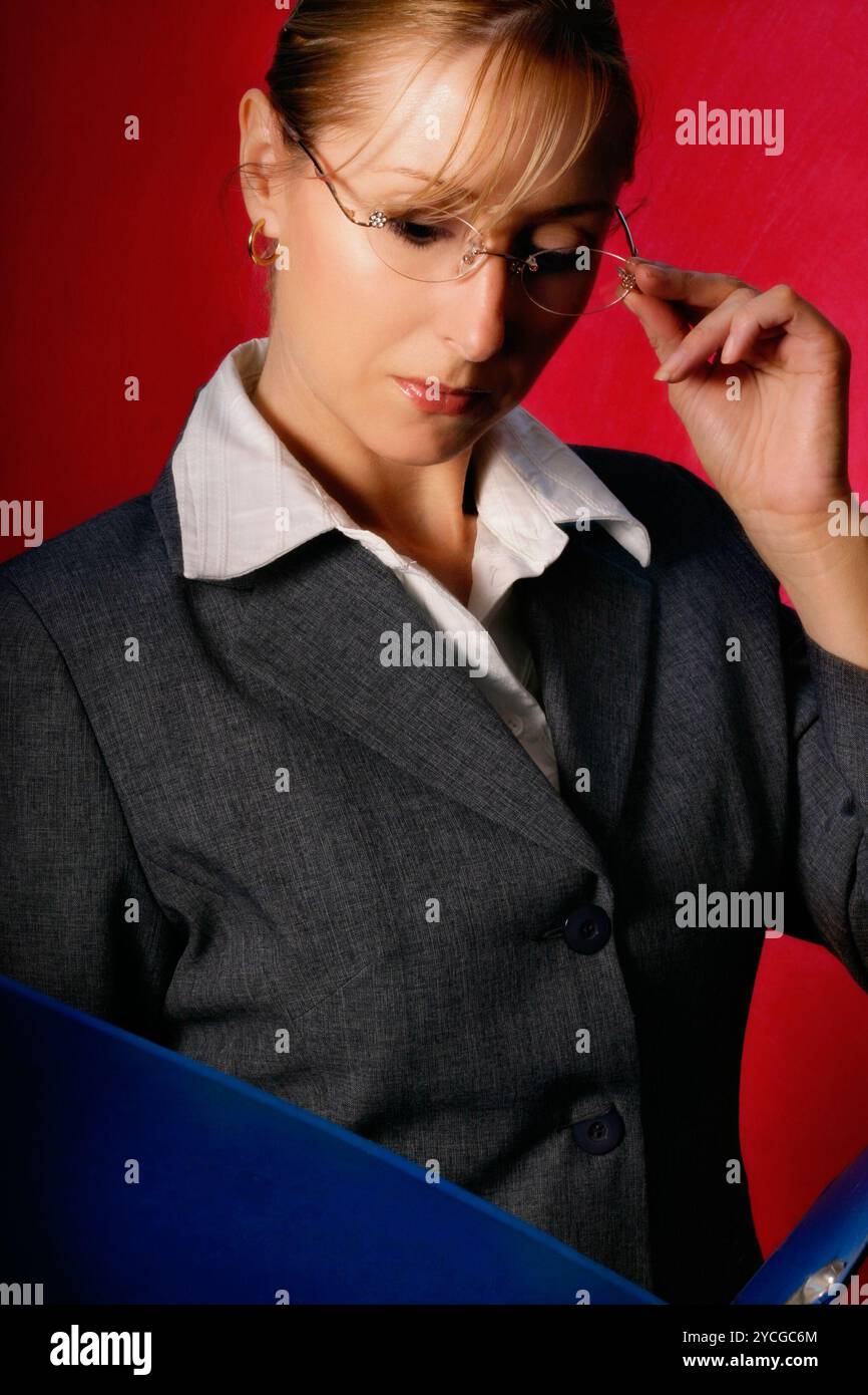 Review statement hi-res stock photography and images - Alamy