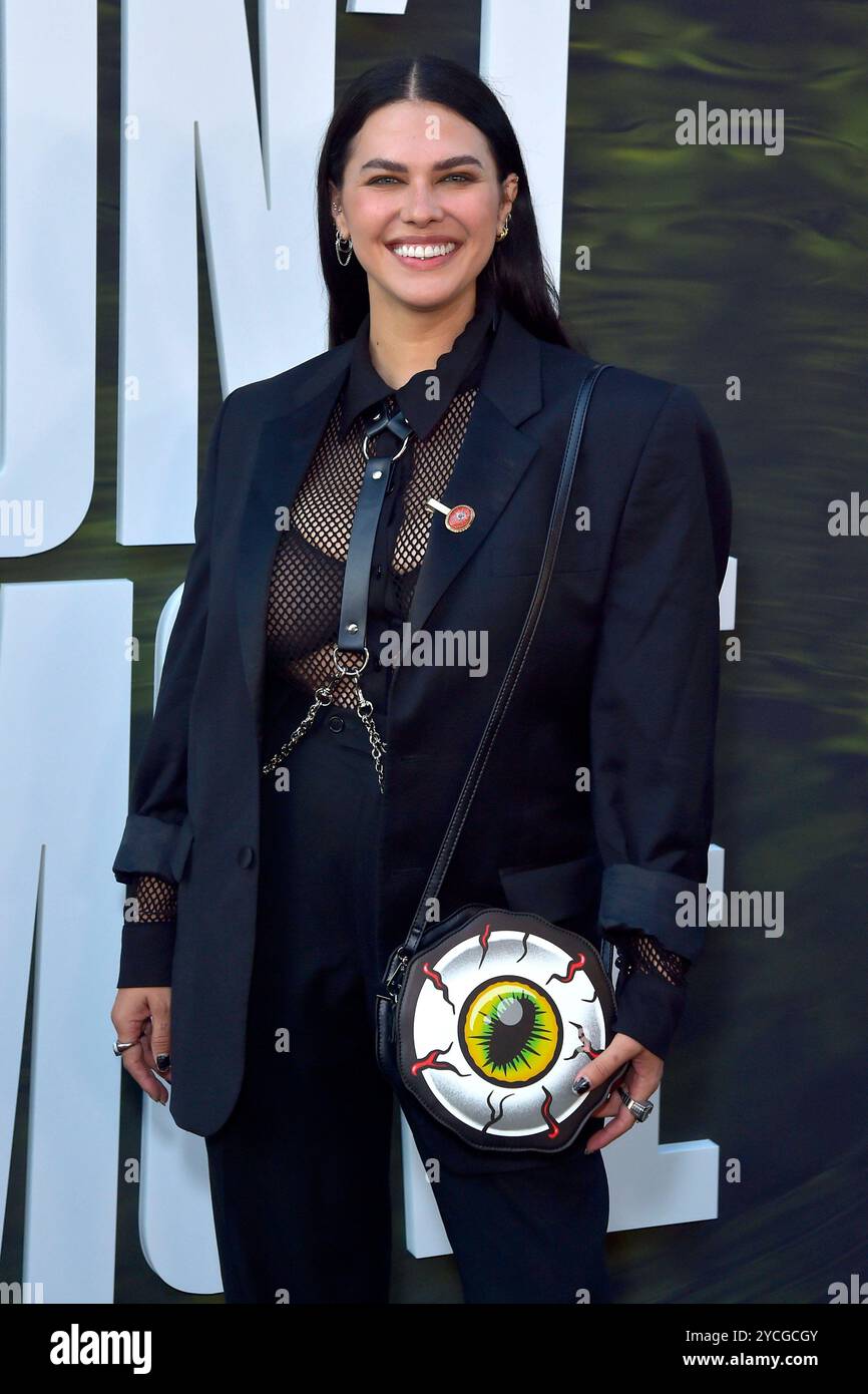 Jess Adams bei der Premiere des Netflix Films Don t Move im Netflix ...