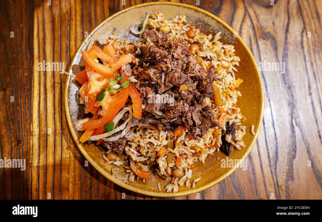 Uzbek traditional plov beef hi-res stock photography and images - Alamy