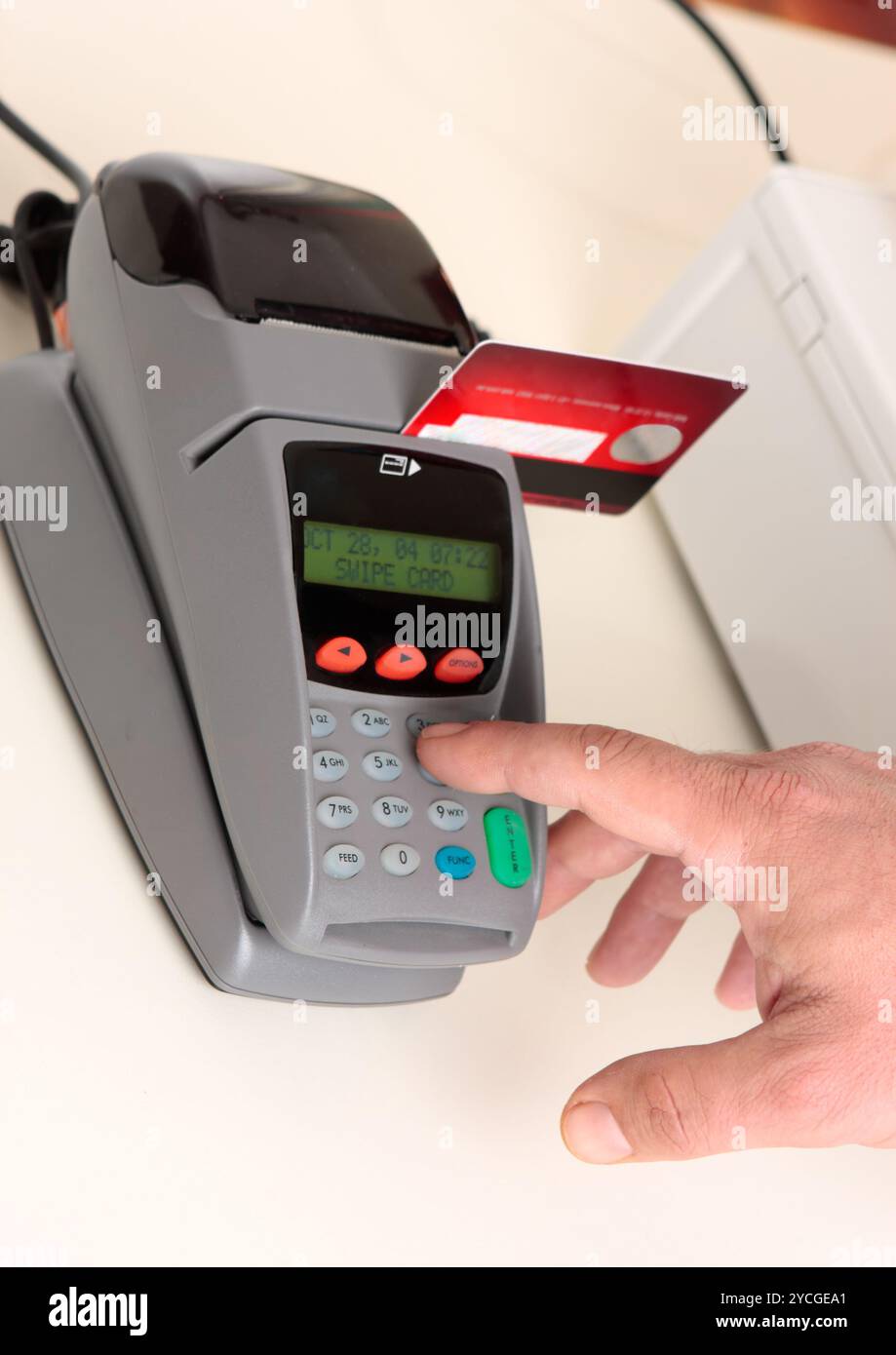 Card transaction hi-res stock photography and images - Alamy