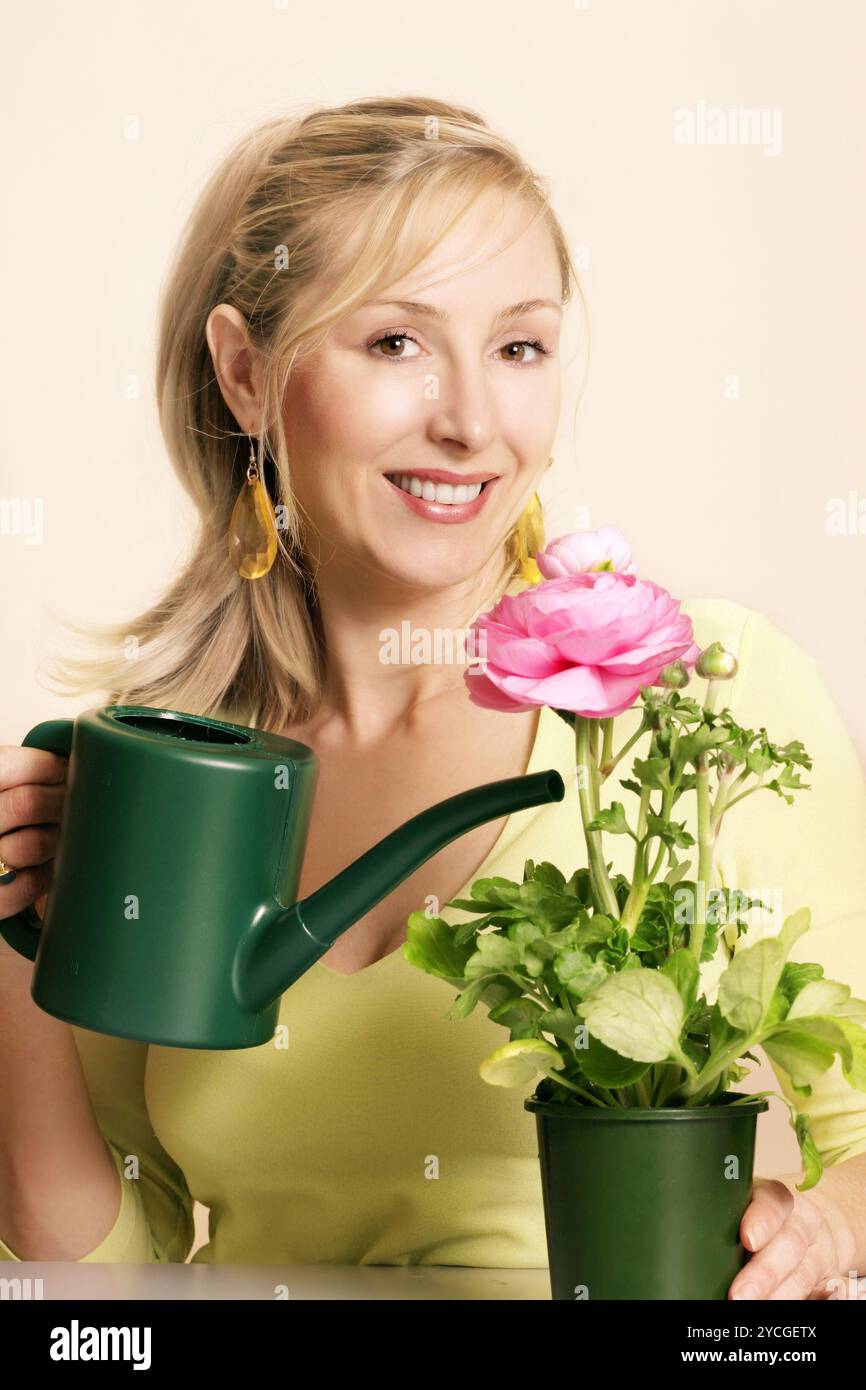 Femaleggreen hi-res stock photography and images - Alamy