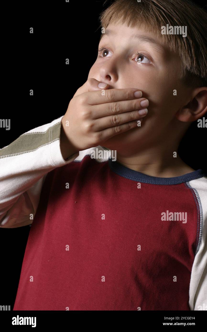 Kid shocking expression hi-res stock photography and images - Alamy