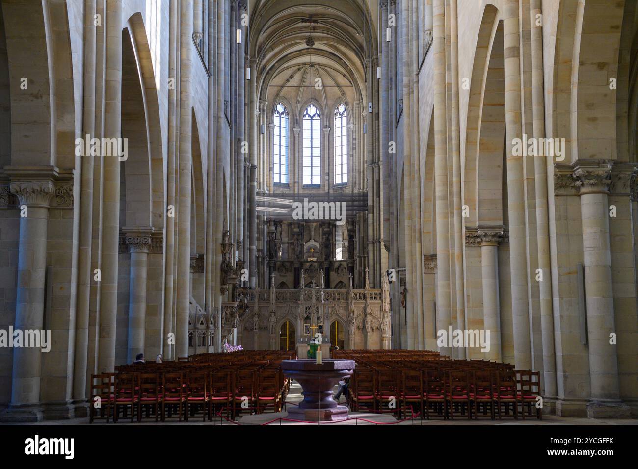 Magdeburg, Germany. 23rd Oct, 2024. The nave of Magdeburg Cathedral ...