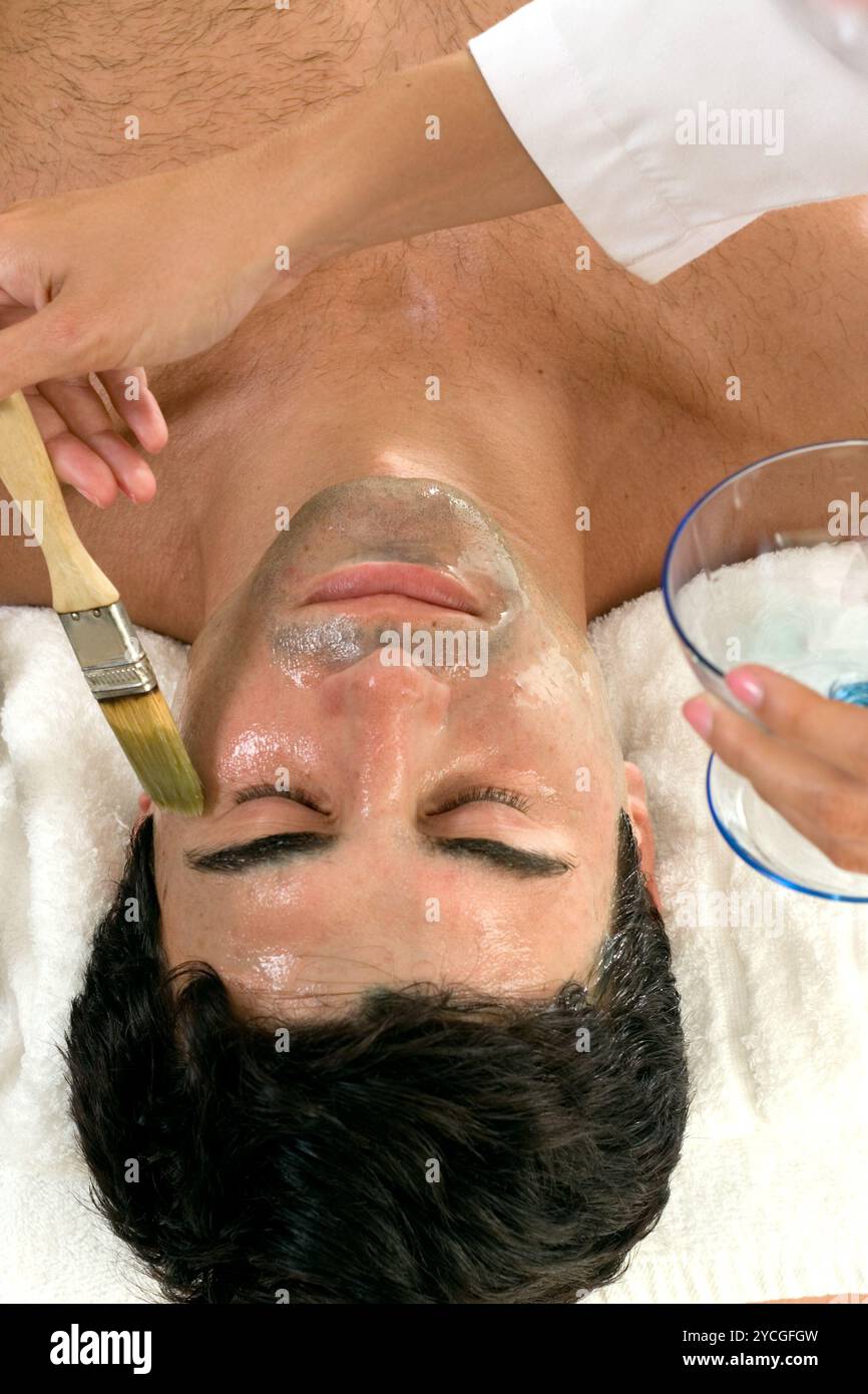 Mens beauty salon hi-res stock photography and images - Alamy