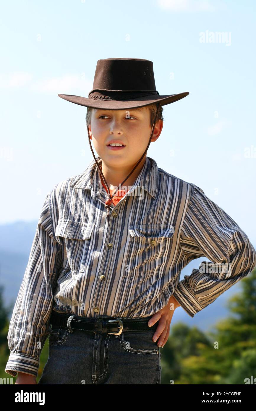 Country life boy hi-res stock photography and images - Alamy