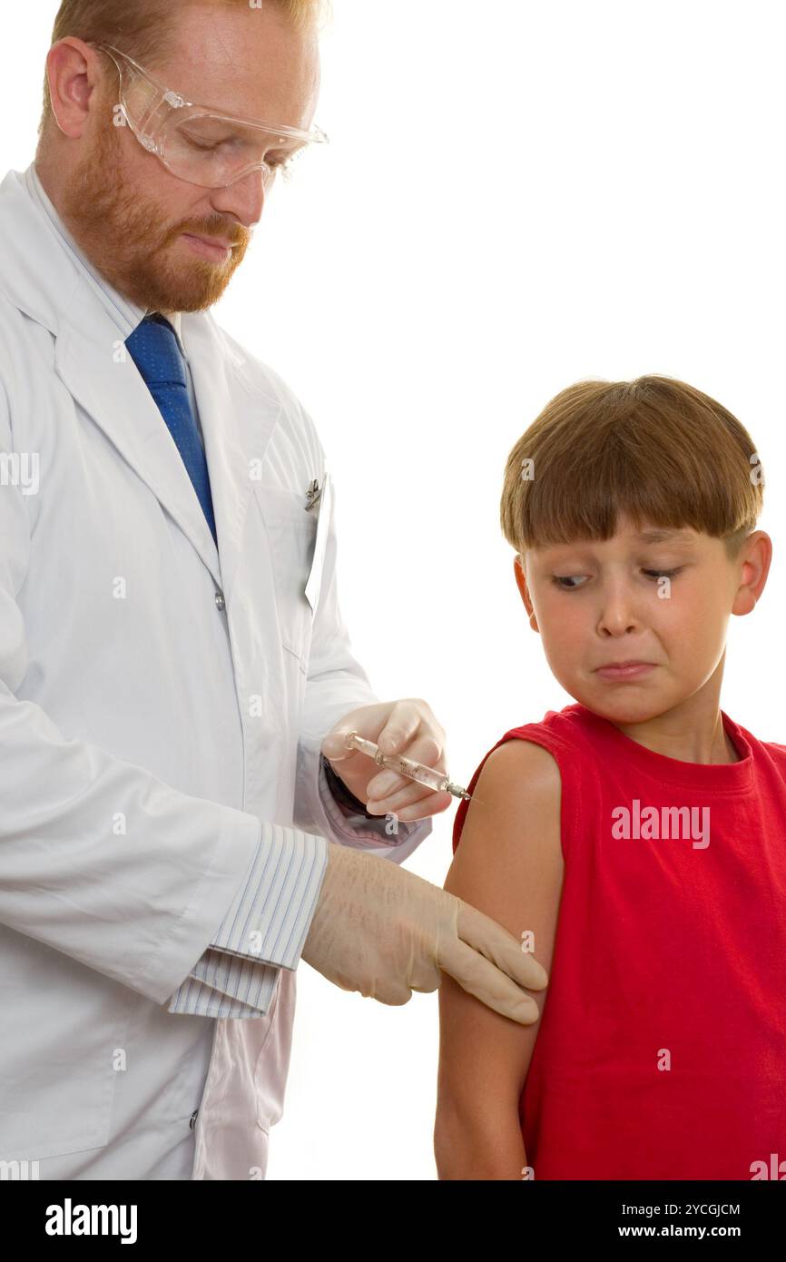 Immunization of children hi-res stock photography and images - Alamy
