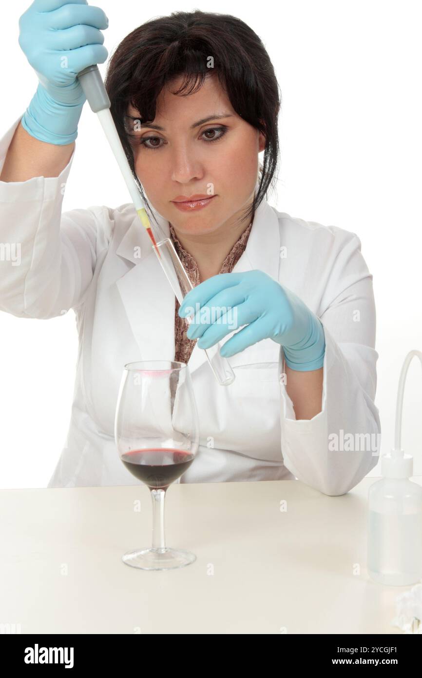 Forensic science hi-res stock photography and images - Alamy
