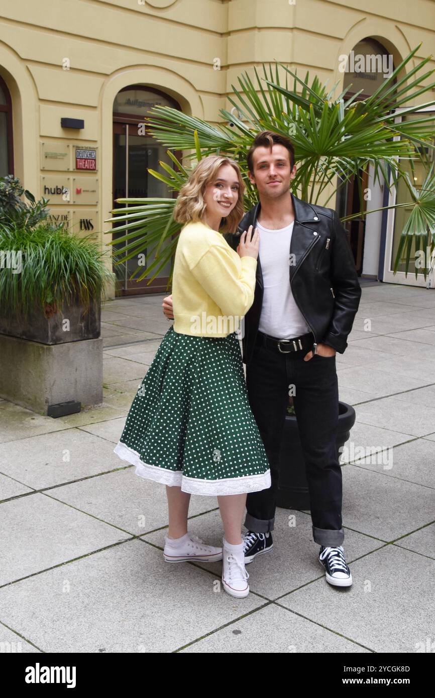 Lottie Power Musical Darstellerin Ben Darcy Musical Darsteller Muenchen ...