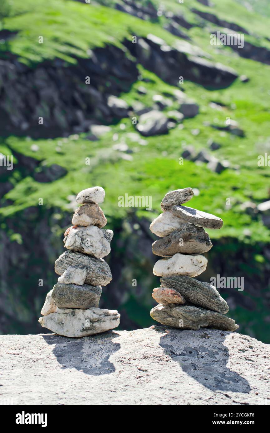 India tower of silence hi-res stock photography and images - Alamy