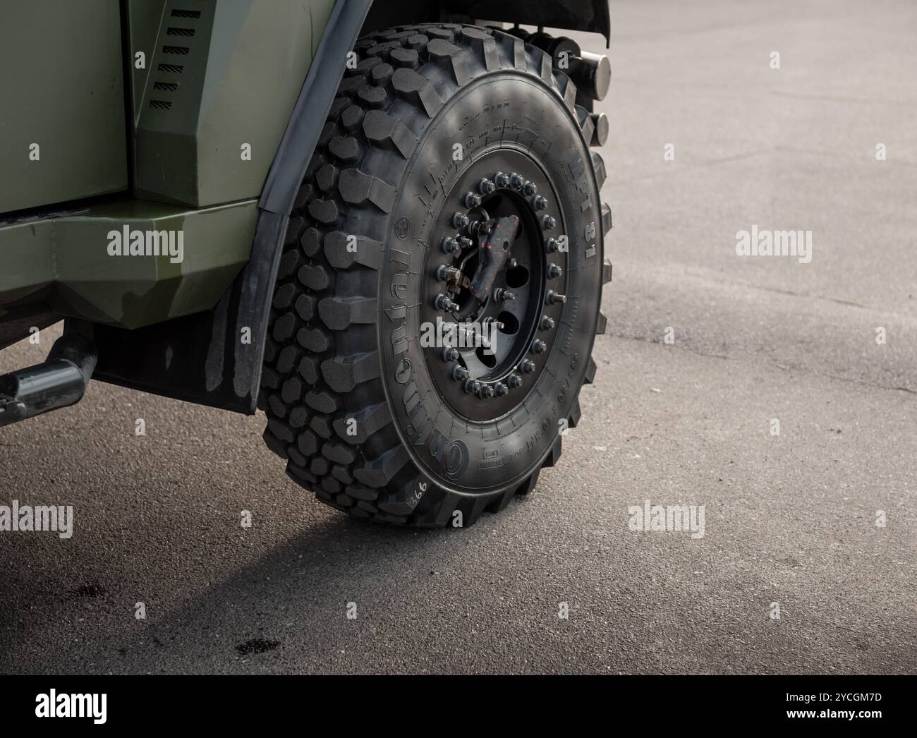 Off road wheels and tires hi-res stock photography and images - Alamy