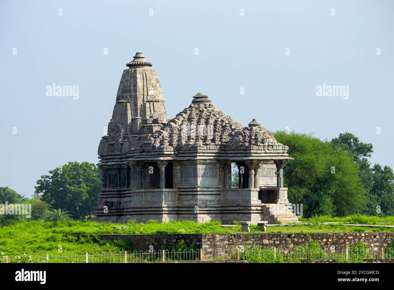 View of the 12th-century Parmara Dynasty Lord Shiva Temple, Arthuna ...