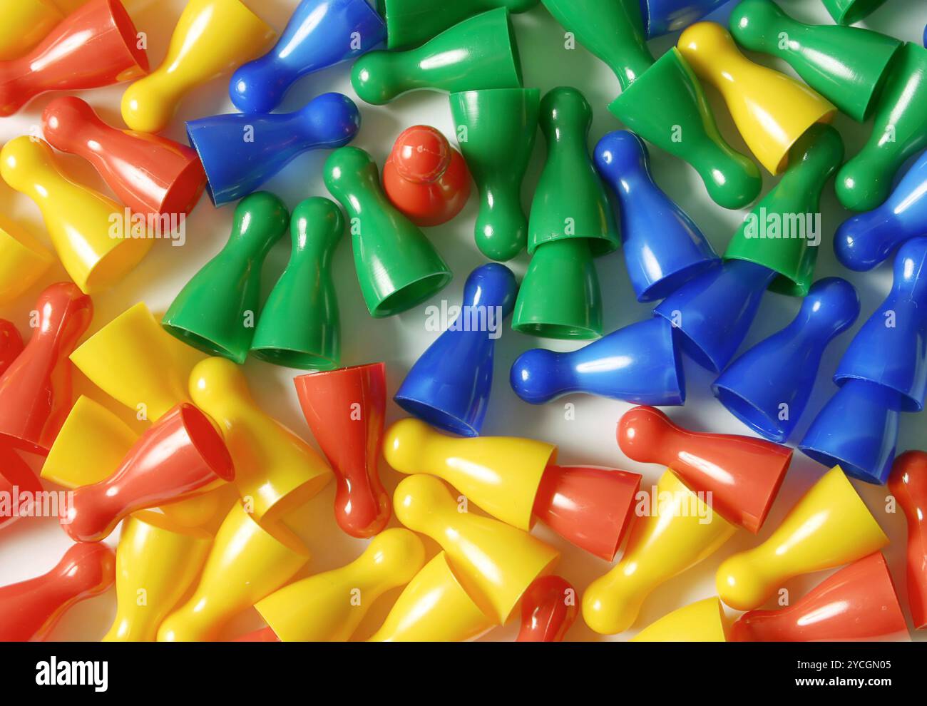 Red pawns hi-res stock photography and images - Alamy