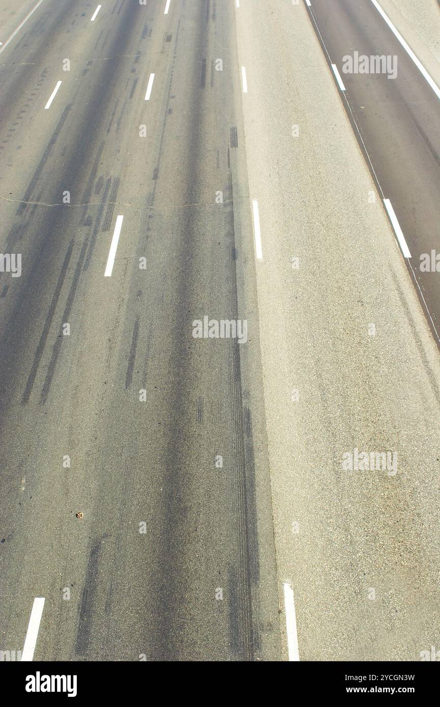 Smooth new asphalt hi-res stock photography and images - Alamy