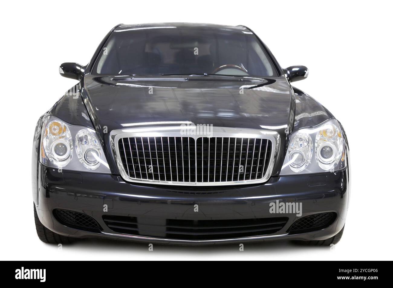 Image black electric vehicle Cut Out Stock Images & Pictures - Alamy