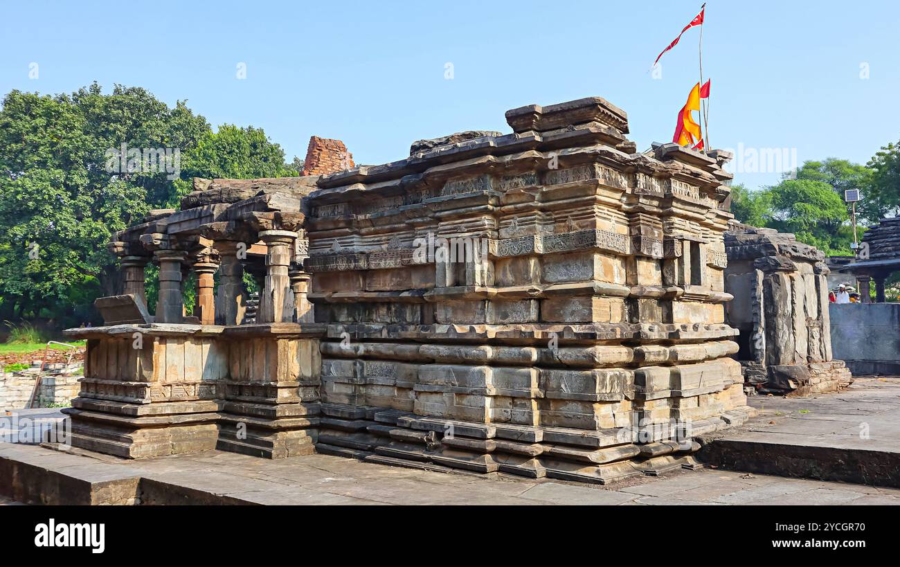 Ruined Lord Shiva Temple near HanumanGarhi, Arthuna Group of Temples ...