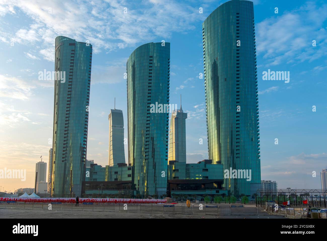 Skyscrapers bahrain hi-res stock photography and images - Alamy