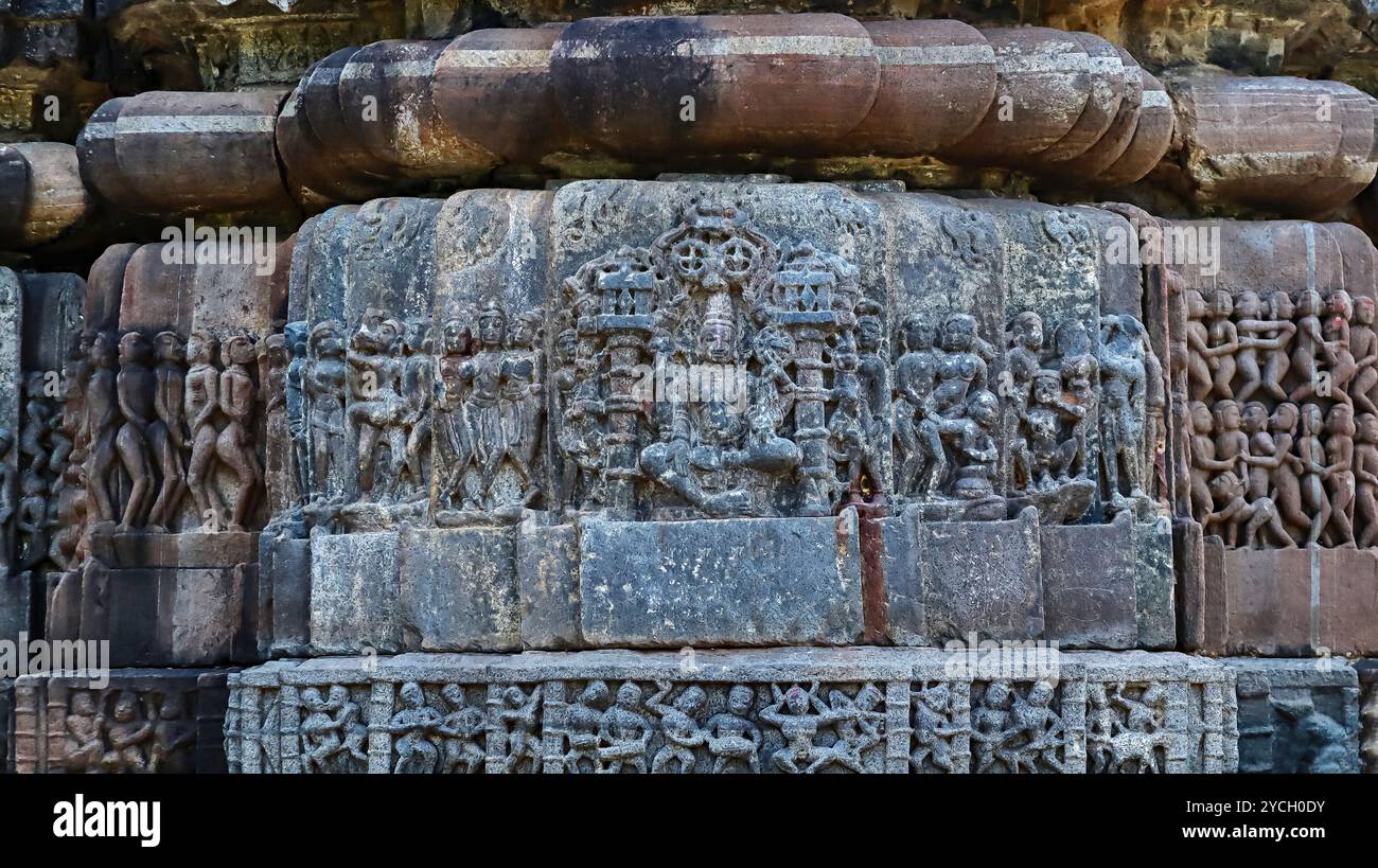 Carvings of a group of dancers and musicians on the Lord Shiva Temple ...