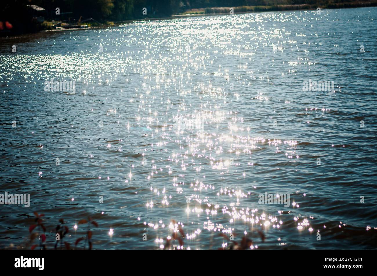 Glimmering waves hi-res stock photography and images - Alamy