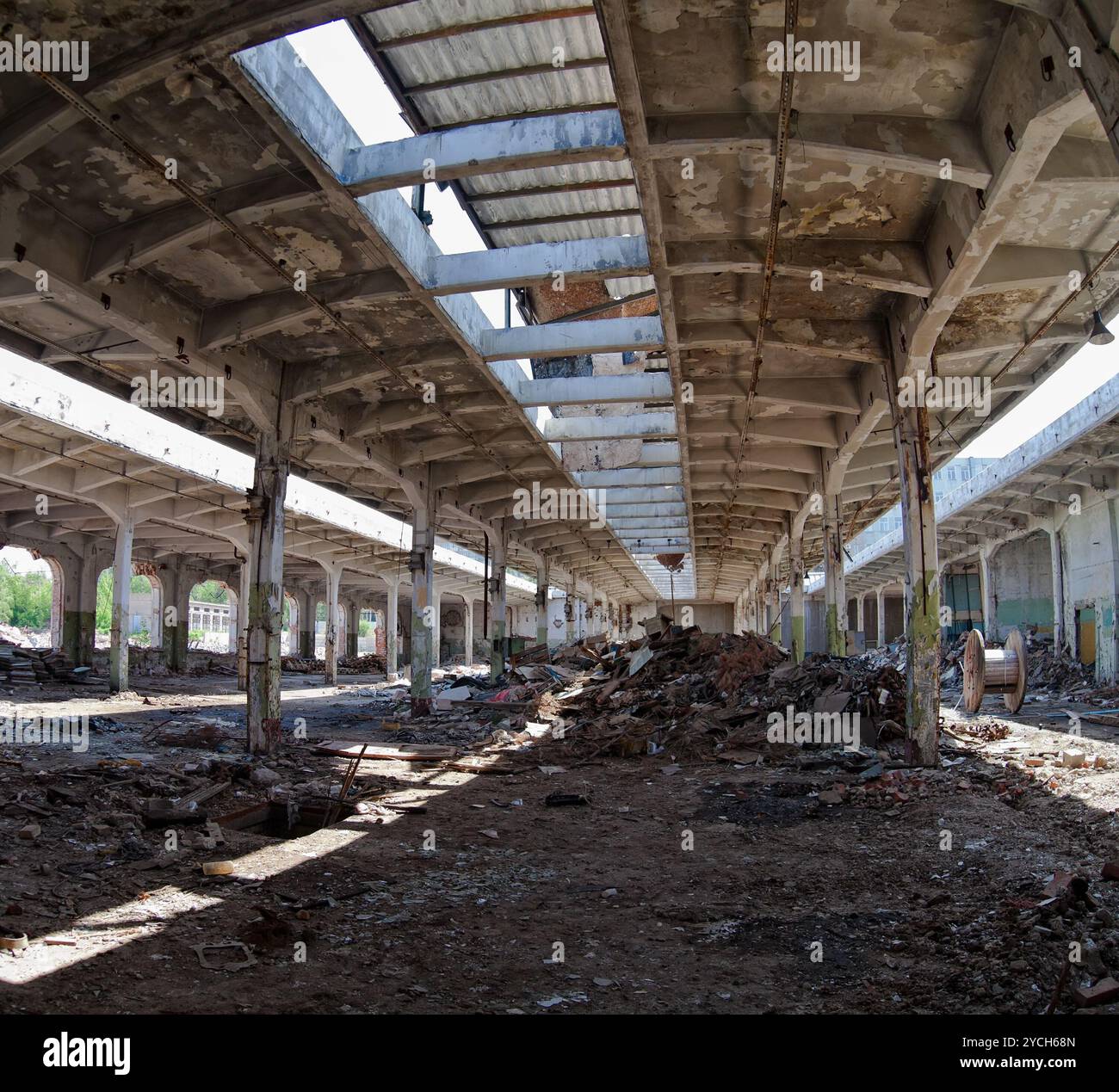 Old abandoned ruin factory damage hi-res stock photography and images ...