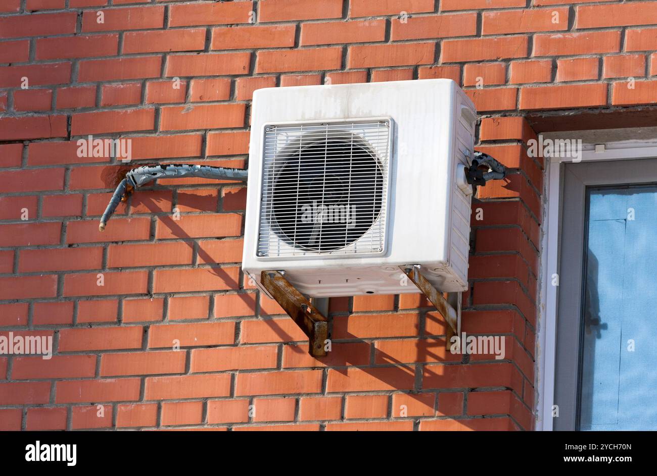 Cold conditioning hi-res stock photography and images - Alamy