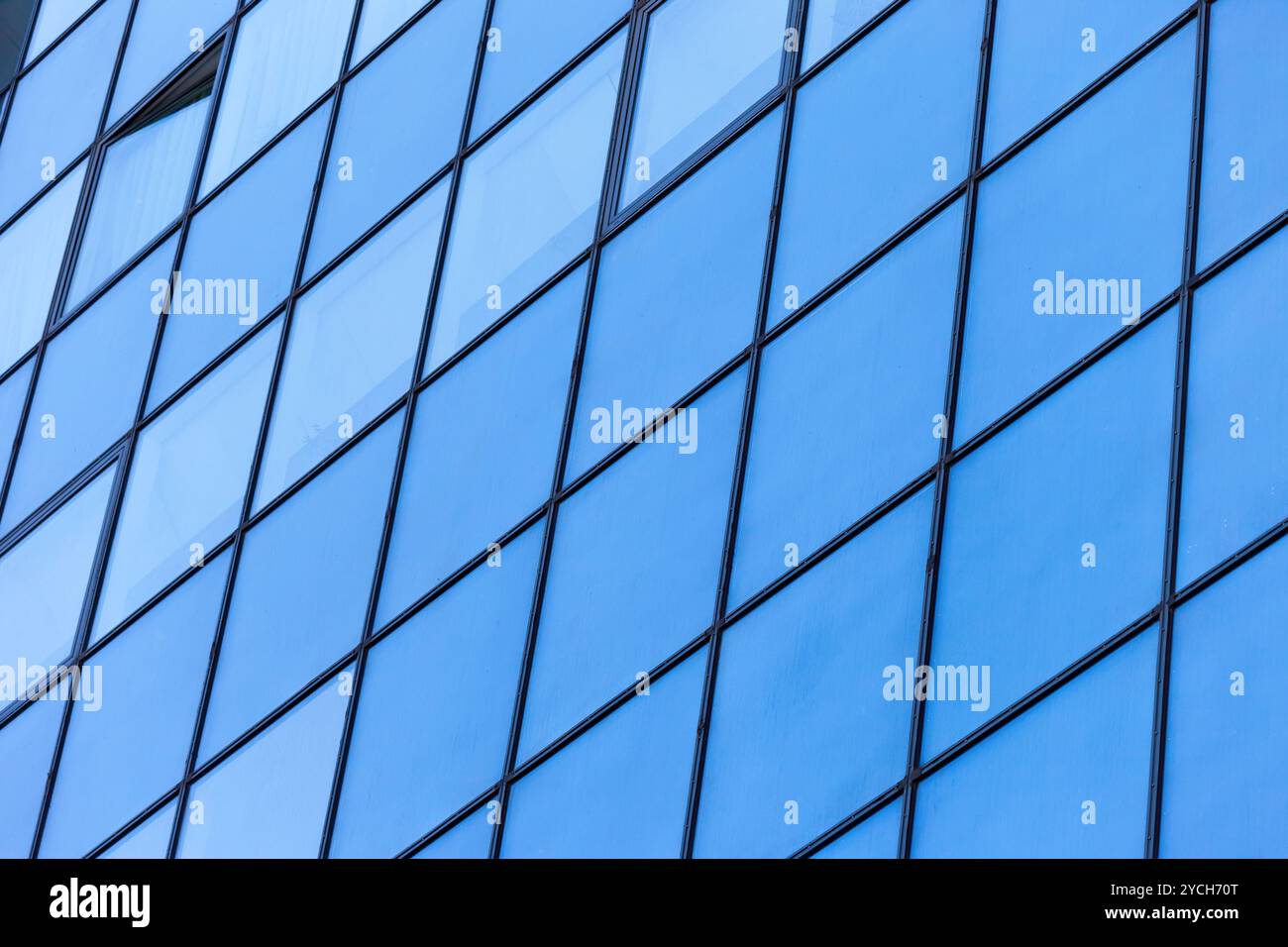 Façade modern industrial building hi-res stock photography and images ...