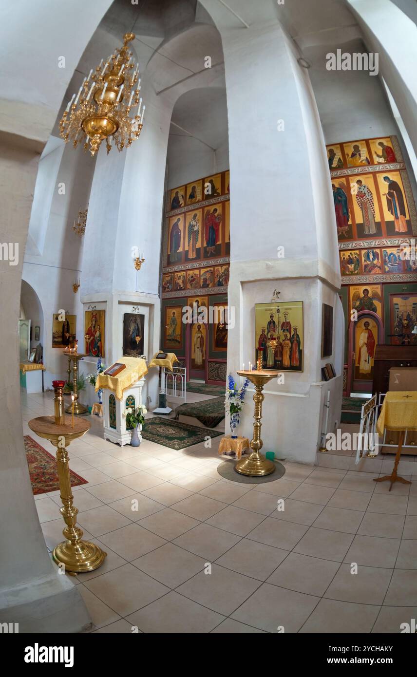 Interior of russian orthodox church Stock Photo - Alamy