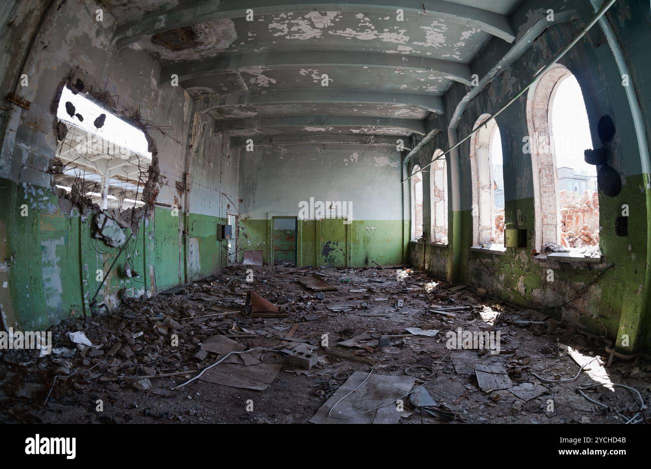 Old abandoned concrete plant hi-res stock photography and images - Alamy