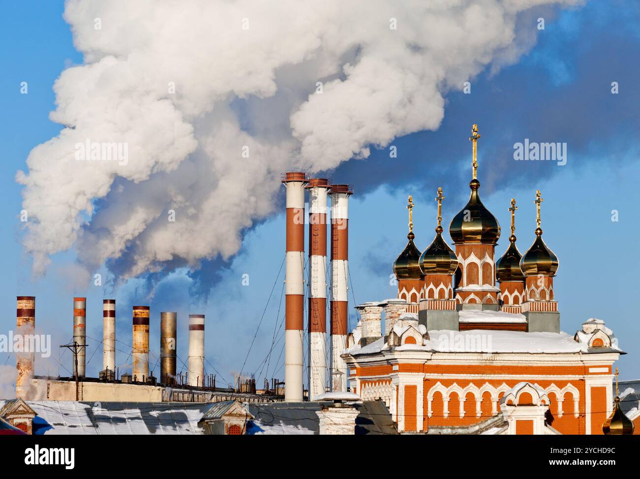 Chimneys smoke blue sky hi-res stock photography and images - Alamy