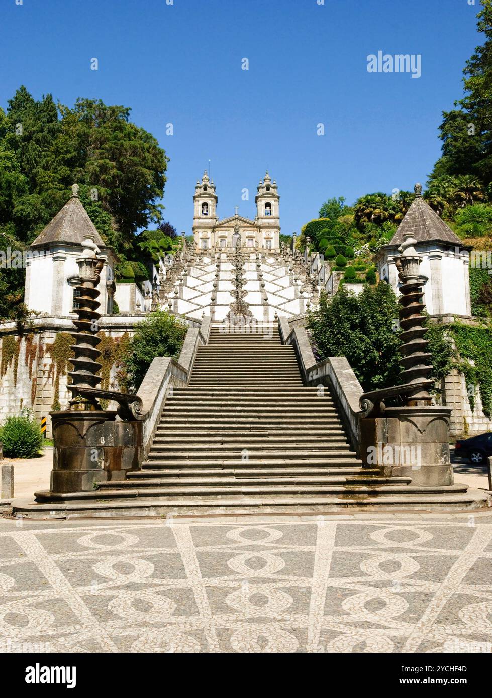 Bom jesus monte church hi-res stock photography and images - Alamy