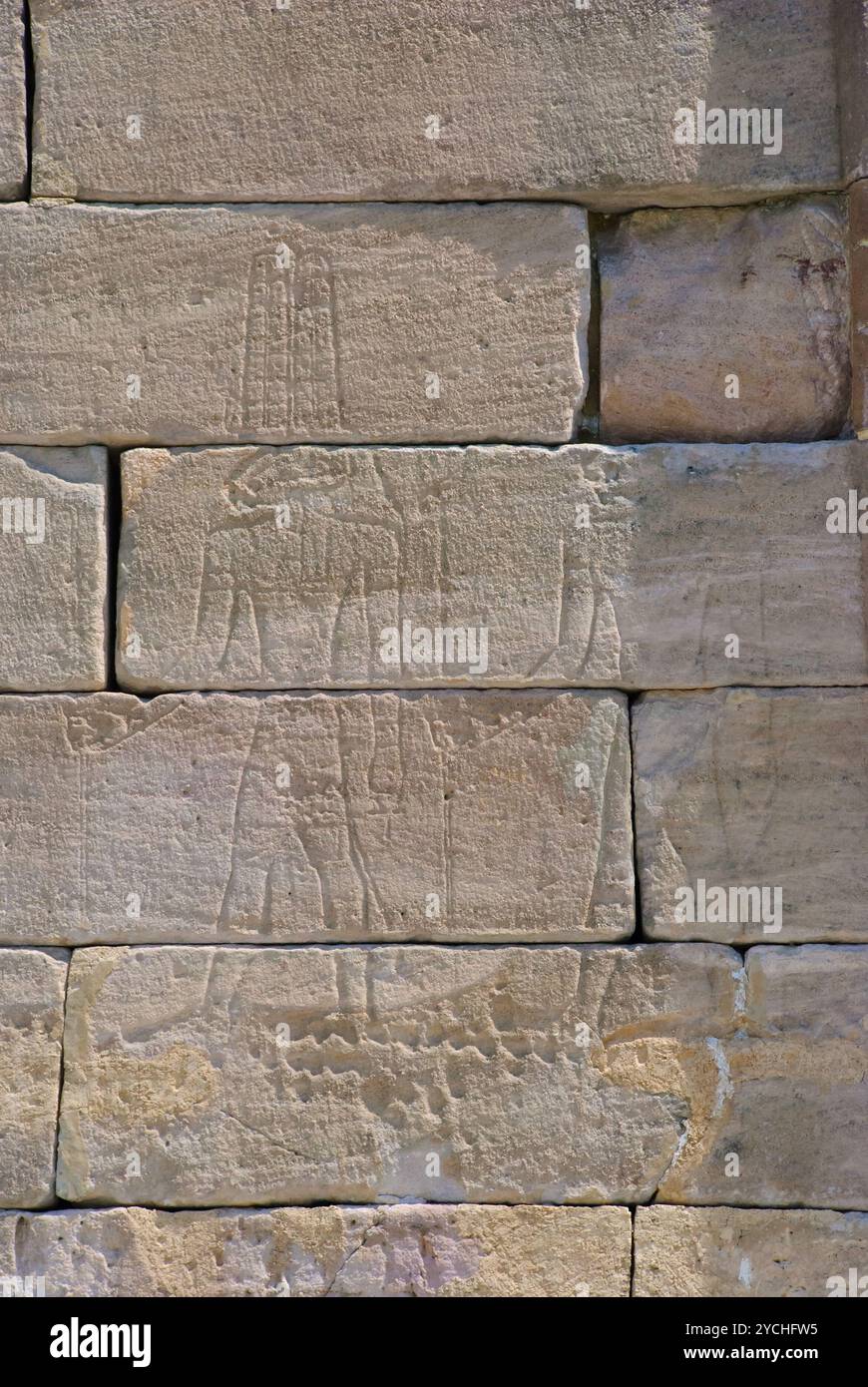 Sun hieroglyph hi-res stock photography and images - Alamy