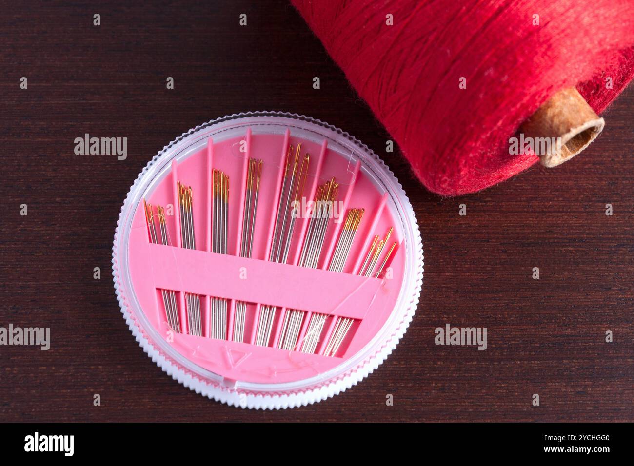 Needles green orange red hi-res stock photography and images - Alamy